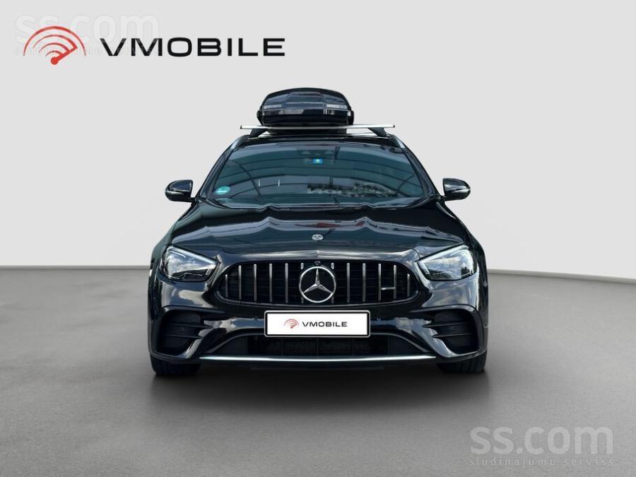 Черный Мерседес AMG E 53 2021 в Рига, объемом двигателя 3.00 л и пробегом 121 тыс. км за 41990 €, фото 4 на AUTOMOTO.COM.LV