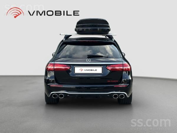 Black Mercedes-Benz amg-e-53 2021 in Riga, with an engine capacity of 3.00 L and mileage of 121 thousand km for 43490 €, photo 5 on AUTOMOTO.COM.LV