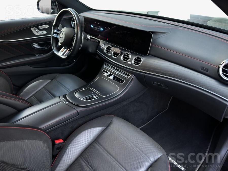 Черный Мерседес AMG E 53 2021 в Рига, объемом двигателя 3.00 л и пробегом 121 тыс. км за 41990 €, фото 6 на AUTOMOTO.COM.LV