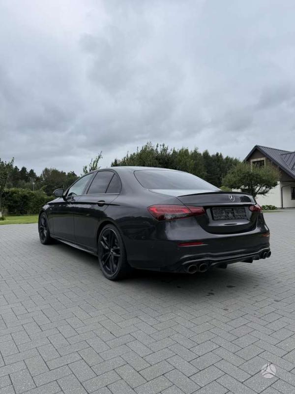 Grey Mercedes-Benz amg-e-53 2021 in Vilnius, with an engine capacity of 3.00 L and mileage of 73 thousand km for 63000 €, photo 4 on AUTOMOTO.COM.LV
