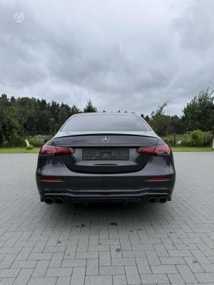 Grey Mercedes-Benz amg-e-53 2021 in Vilnius, with an engine capacity of 3.00 L and mileage of 73 thousand km for 63000 €, photo 6 on AUTOMOTO.COM.LV