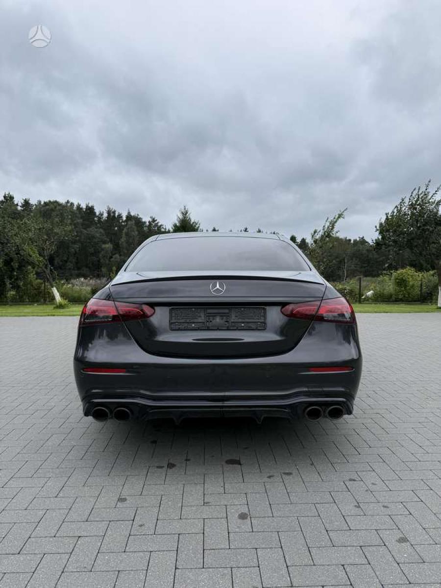 Grey Mercedes-Benz amg-e-53 2021 in Vilnius, with an engine capacity of 3.00 L and mileage of 73 thousand km for 63000 €, photo 6 on AUTOMOTO.COM.LV