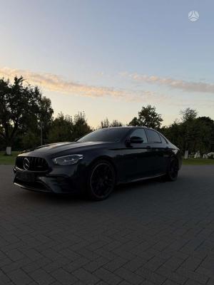 Grey Mercedes-Benz amg-e-53 2021 in Vilnius, with an engine capacity of 3.00 L and mileage of 73 thousand km for 63000 €, photo 10 on AUTOMOTO.COM.LV