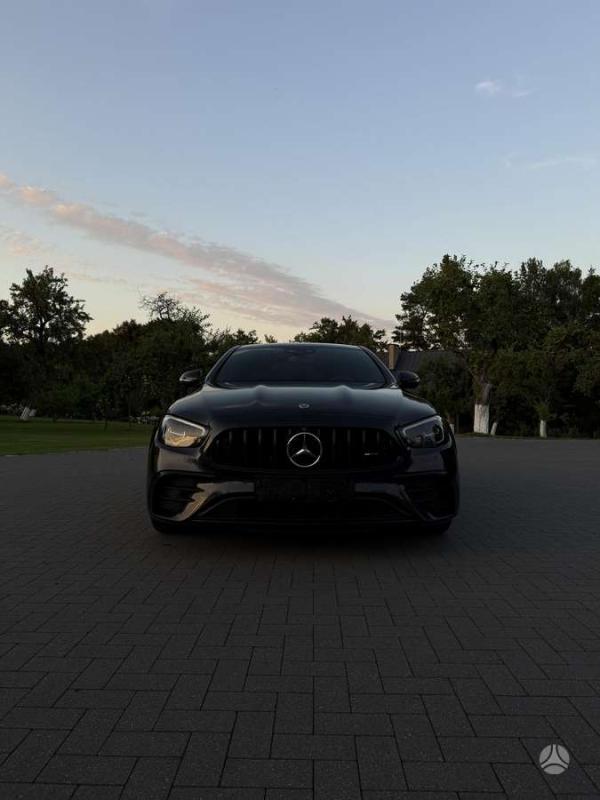 Grey Mercedes-Benz amg-e-53 2021 in Vilnius, with an engine capacity of 3.00 L and mileage of 73 thousand km for 63000 €, photo 11 on AUTOMOTO.COM.LV