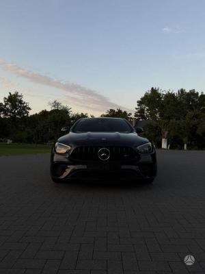 Grey Mercedes-Benz amg-e-53 2021 in Vilnius, with an engine capacity of 3.00 L and mileage of 73 thousand km for 63000 €, photo 11 on AUTOMOTO.COM.LV