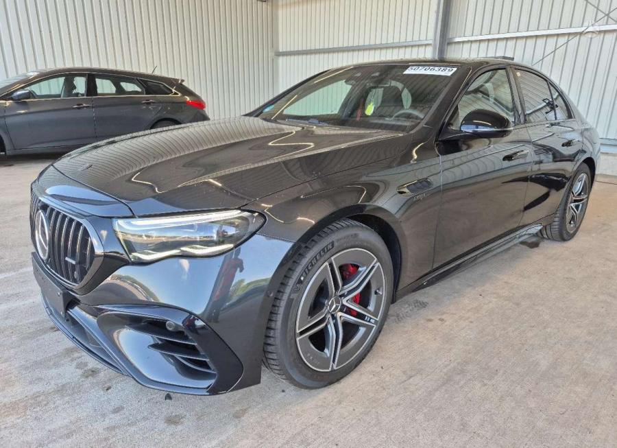 Серый Мерседес AMG E 53 2025 в Клайпеда, объемом двигателя 3.00 л и пробегом 9 тыс. км за 29250 €, фото 3 на AUTOMOTO.COM.LV