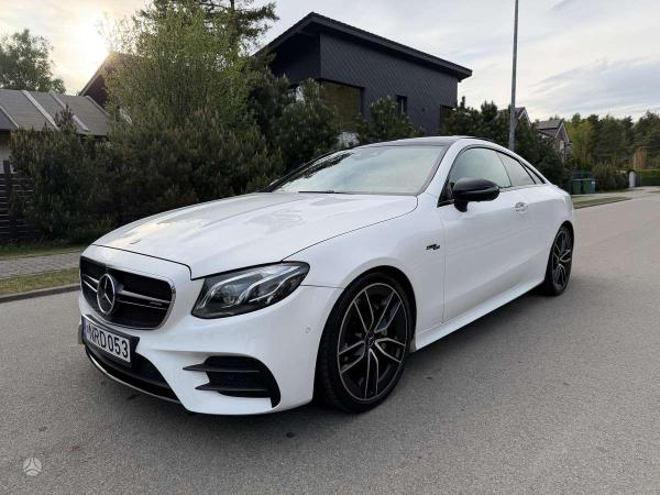 Balts Mercedes-Benz amg-e-53 2019 Palanga, ar dzinēja tilpumu 3.00 L un nobraukumu 63 tūkst. km par 45000 €, foto 1 vietnē AUTOMOTO.COM.LV