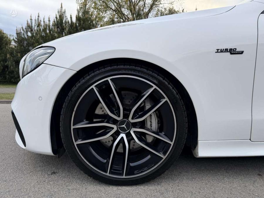Balts Mercedes-Benz amg-e-53 2019 Palanga, ar dzinēja tilpumu 3.00 L un nobraukumu 63 tūkst. km par 45000 €, foto 9 vietnē AUTOMOTO.COM.LV