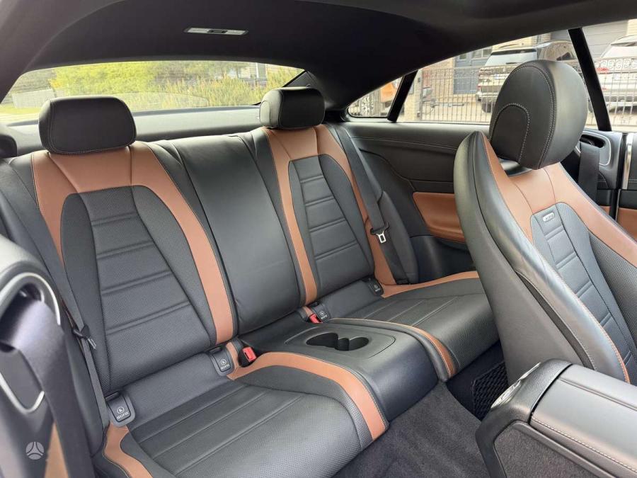 Balts Mercedes-Benz amg-e-53 2019 Palanga, ar dzinēja tilpumu 3.00 L un nobraukumu 63 tūkst. km par 45000 €, foto 12 vietnē AUTOMOTO.COM.LV