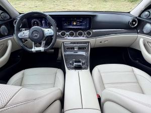 Белый Мерседес AMG E 53 2018 в Вильнюс, объемом двигателя 3.00 л и пробегом 103 тыс. км за 34990 €, фото 10 на AUTOMOTO.COM.LV