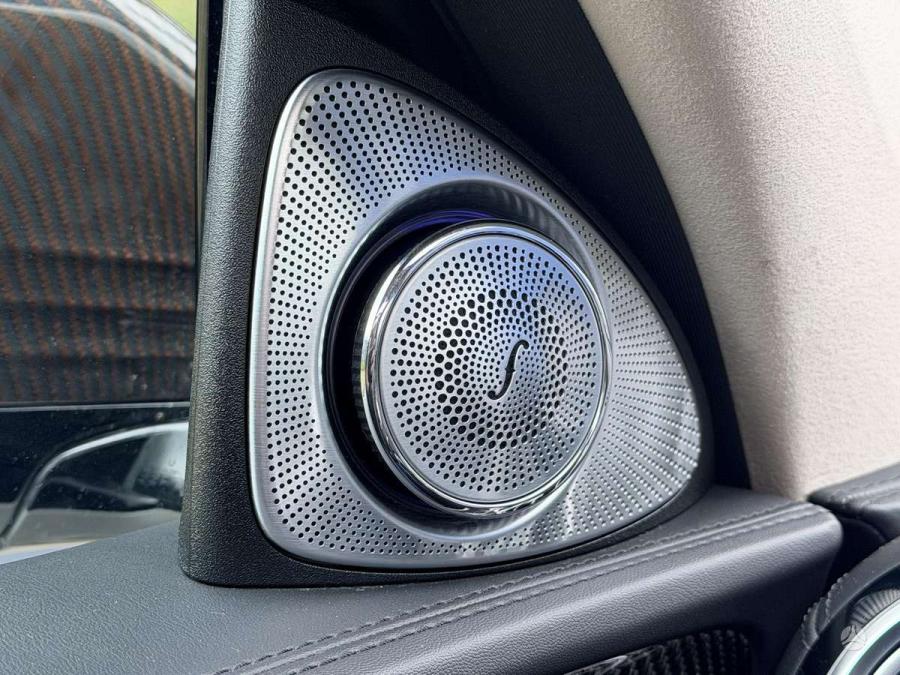 Белый Мерседес AMG E 53 2018 в Вильнюс, объемом двигателя 3.00 л и пробегом 103 тыс. км за 34990 €, фото 26 на AUTOMOTO.COM.LV