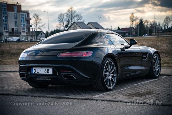 Melns Mercedes-Benz amg-gt 2016 Rīga, ar dzinēja tilpumu 4.00 L un nobraukumu 72 tūkst. km par 72490 €, foto 4 vietnē AUTOMOTO.COM.LV
