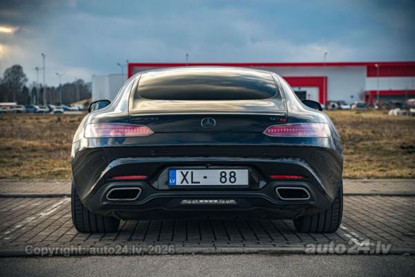 Melns Mercedes-Benz amg-gt 2016 Rīga, ar dzinēja tilpumu 4.00 L un nobraukumu 72 tūkst. km par 72490 €, foto 5 vietnē AUTOMOTO.COM.LV