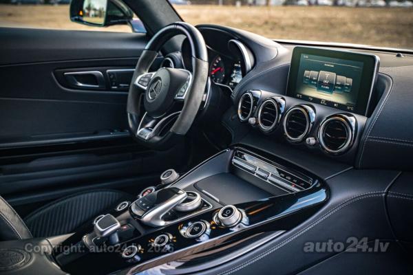 Черный Мерседес AMG GT 2016 в Рига, объемом двигателя 4.00 л и пробегом 72 тыс. км за 72490 €, фото 11 на AUTOMOTO.COM.LV