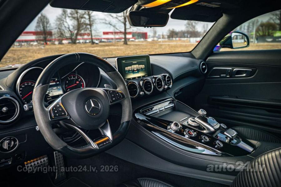 Melns Mercedes-Benz amg-gt 2016 Rīga, ar dzinēja tilpumu 4.00 L un nobraukumu 72 tūkst. km par 72490 €, foto 13 vietnē AUTOMOTO.COM.LV