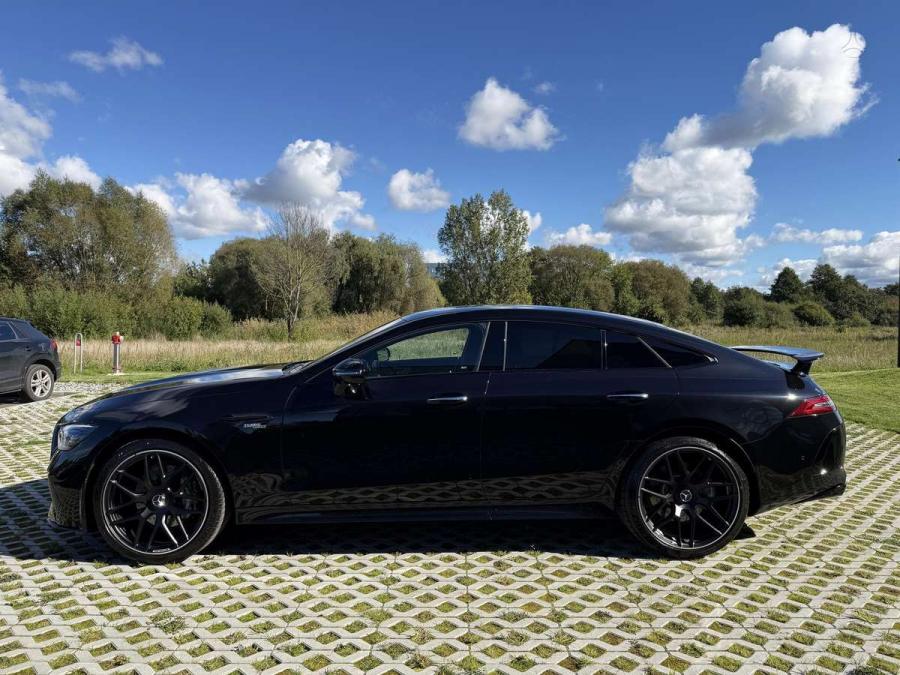 Melns Mercedes-Benz amg-gt 2024 Klaipėda, ar dzinēja tilpumu 3.00 L un nobraukumu 29 tūkst. km par 84900 €, foto 7 vietnē AUTOMOTO.COM.LV