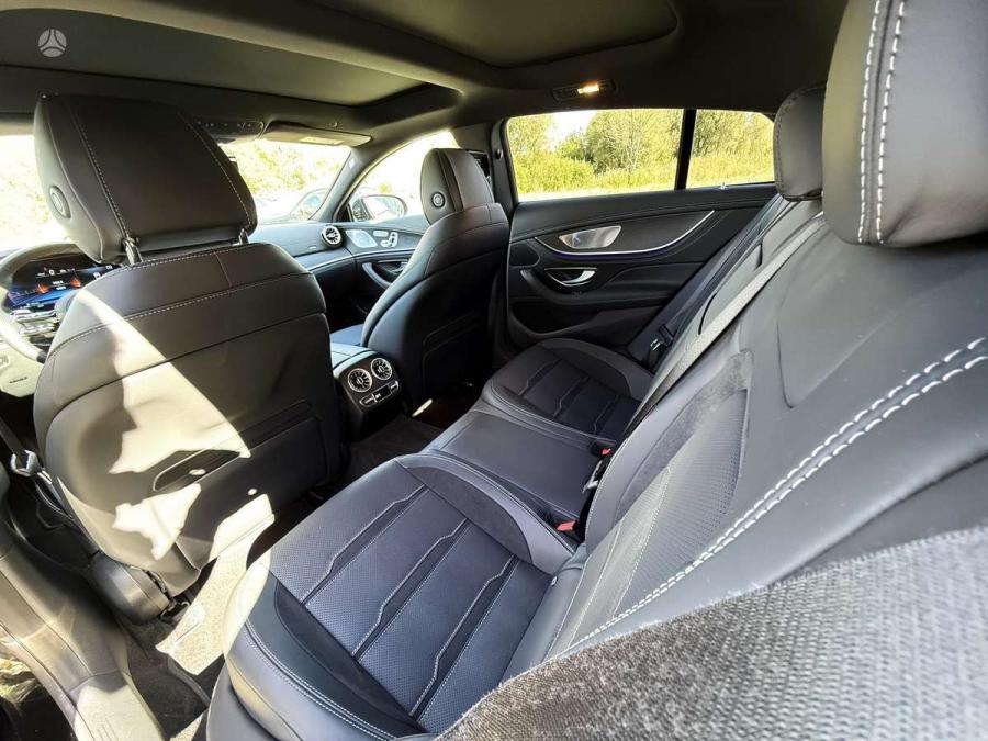 Melns Mercedes-Benz amg-gt 2024 Klaipėda, ar dzinēja tilpumu 3.00 L un nobraukumu 29 tūkst. km par 84900 €, foto 17 vietnē AUTOMOTO.COM.LV