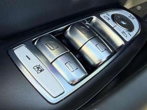 Melns Mercedes-Benz amg-gt 2024 Klaipėda, ar dzinēja tilpumu 3.00 L un nobraukumu 29 tūkst. km par 84900 €, foto 19 vietnē AUTOMOTO.COM.LV