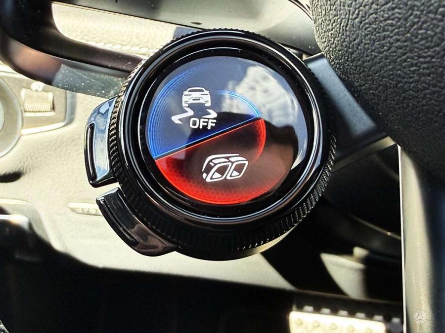 Melns Mercedes-Benz amg-gt 2024 Klaipėda, ar dzinēja tilpumu 3.00 L un nobraukumu 29 tūkst. km par 84900 €, foto 20 vietnē AUTOMOTO.COM.LV