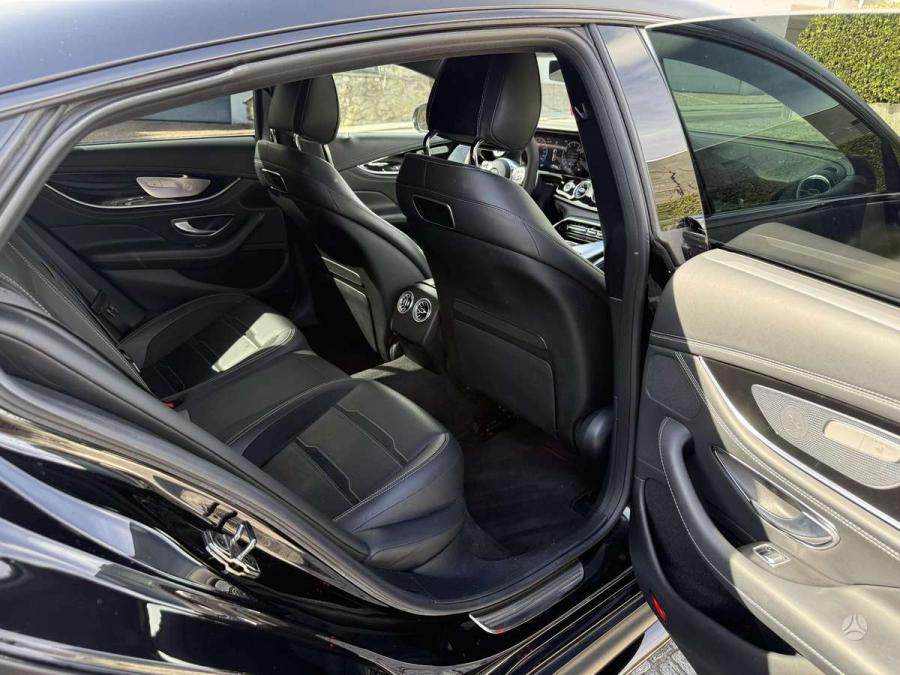 Черный Мерседес AMG GT 2019 в Вильнюс, объемом двигателя 4.00 л и пробегом 132 тыс. км за 65000 €, фото 11 на AUTOMOTO.COM.LV