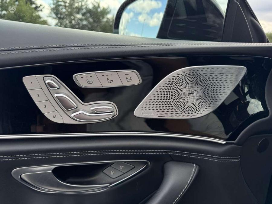 Черный Мерседес AMG GT 2019 в Вильнюс, объемом двигателя 4.00 л и пробегом 136 тыс. км за 65000 €, фото 12 на AUTOMOTO.COM.LV