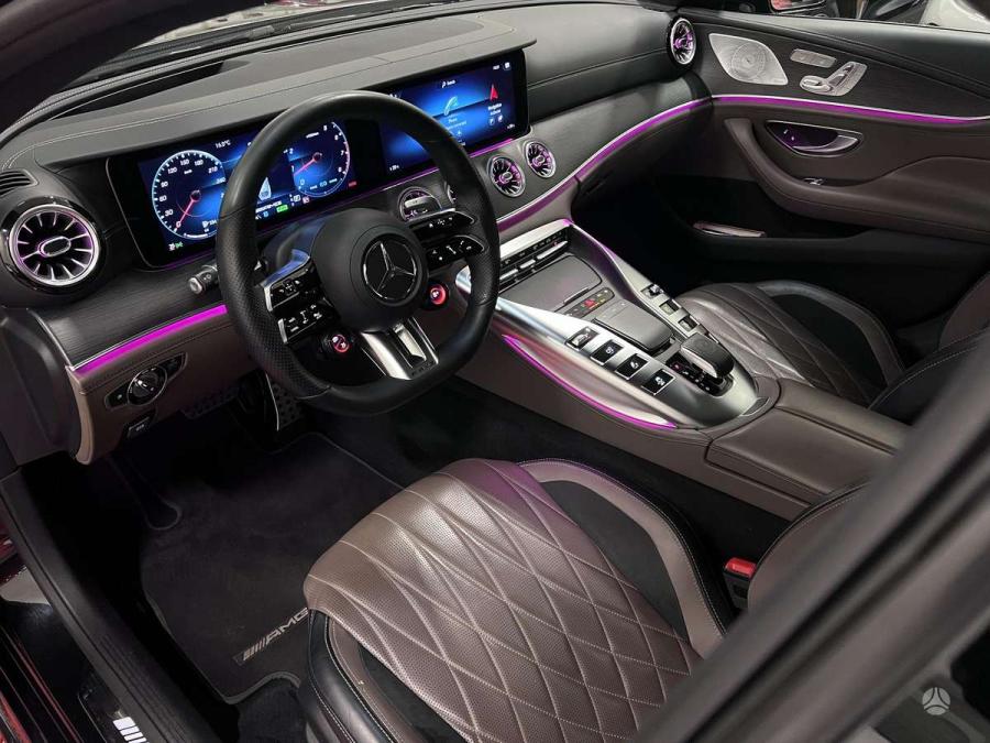 Black Mercedes-Benz amg-gt 2022 in Vilnius, with an engine capacity of 3.00 L and mileage of 71 thousand km for 77900 €, photo 15 on AUTOMOTO.COM.LV