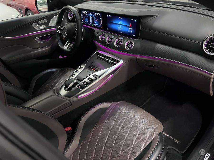 Black Mercedes-Benz amg-gt 2022 in Vilnius, with an engine capacity of 3.00 L and mileage of 71 thousand km for 77900 €, photo 21 on AUTOMOTO.COM.LV