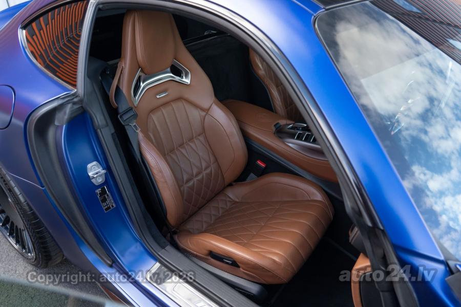 Синий Мерседес AMG GT 2019 в Таллин, объемом двигателя 4.00 л и пробегом 58 тыс. км за 124900 €, фото 14 на AUTOMOTO.COM.LV