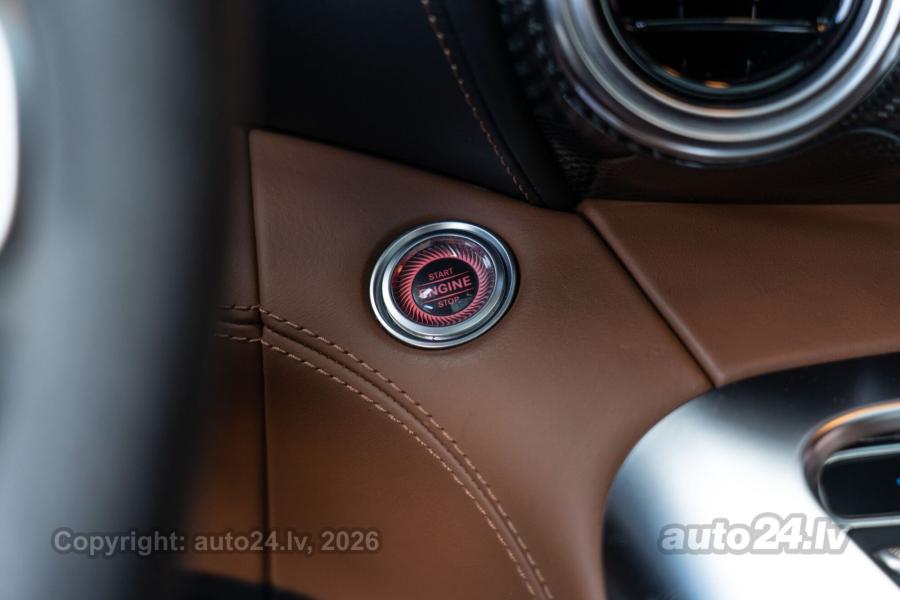 Синий Мерседес AMG GT 2019 в Таллин, объемом двигателя 4.00 л и пробегом 58 тыс. км за 124900 €, фото 30 на AUTOMOTO.COM.LV