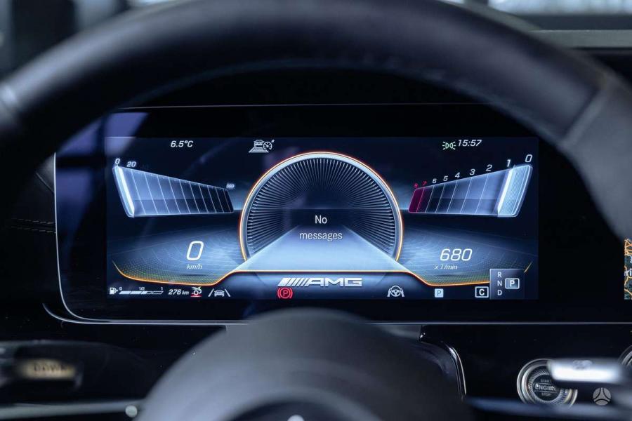 Zils Mercedes-Benz amg-gt 2022 Viļņa, ar dzinēja tilpumu 3.98 L un nobraukumu 46 tūkst. km par 131000 €, foto 18 vietnē AUTOMOTO.COM.LV
