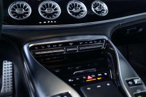 Zils Mercedes-Benz amg-gt 2022 Viļņa, ar dzinēja tilpumu 3.98 L un nobraukumu 46 tūkst. km par 131000 €, foto 26 vietnē AUTOMOTO.COM.LV