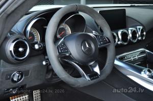 Mercedes-Benz amg-gt 2015 in Tallinn, with an engine capacity of 4.00 L and mileage of 40 thousand km for 80900 €, photo 17 on AUTOMOTO.COM.LV