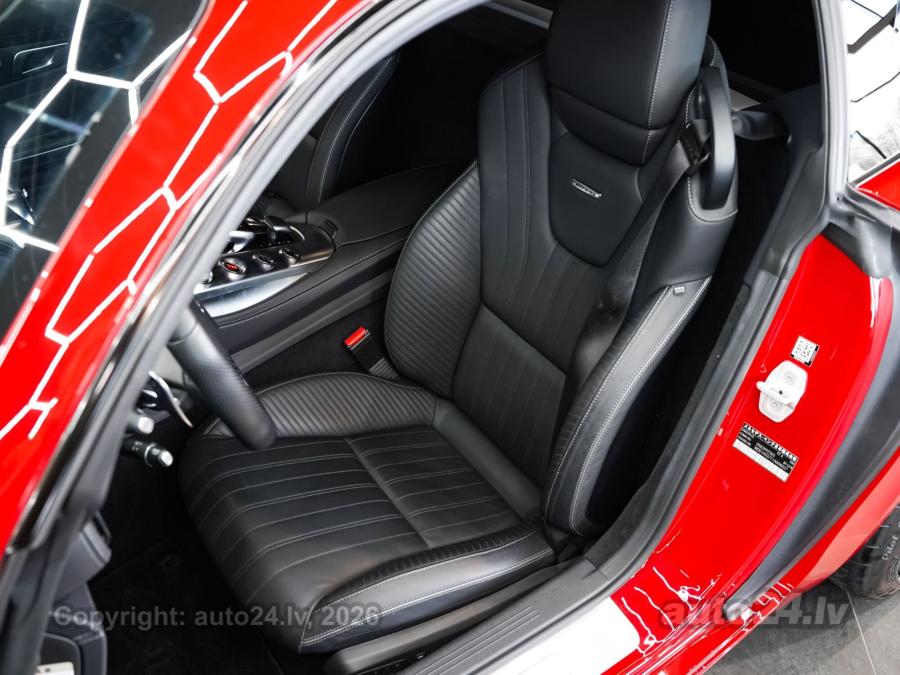 Mercedes-Benz amg-gt 2016 in Tallinn, with an engine capacity of 4.00 L and mileage of 9 thousand km for 89900 €, photo 7 on AUTOMOTO.COM.LV