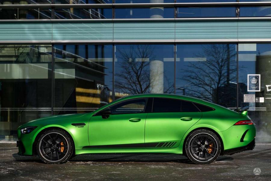 Green Mercedes-Benz amg-gt 2024 in Vilnius, with an engine capacity of 3.98 L and mileage of 8 thousand km for 171000 €, photo 5 on AUTOMOTO.COM.LV