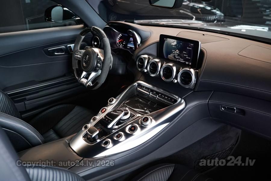 Pelēks Mercedes-Benz amg-gt 2016 Tallina, ar dzinēja tilpumu 4.00 L un nobraukumu 123 tūkst. km par 67900 €, foto 10 vietnē AUTOMOTO.COM.LV