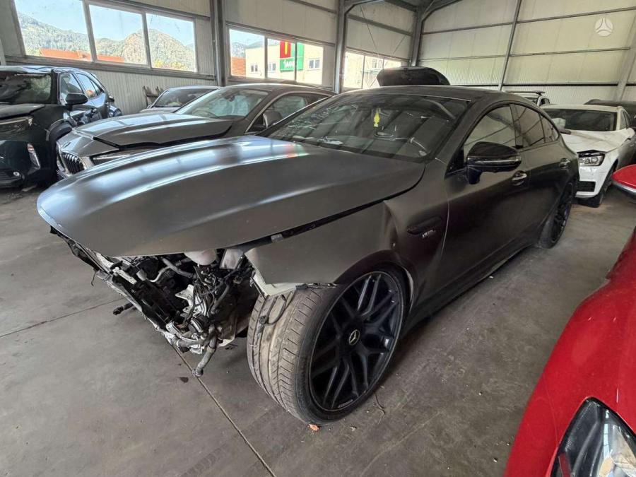 Grey Mercedes-Benz amg-gt 2019 in Marijampole, with an engine capacity of 3.00 L and mileage of 77 thousand km for 28350 €, photo 10 on AUTOMOTO.COM.LV