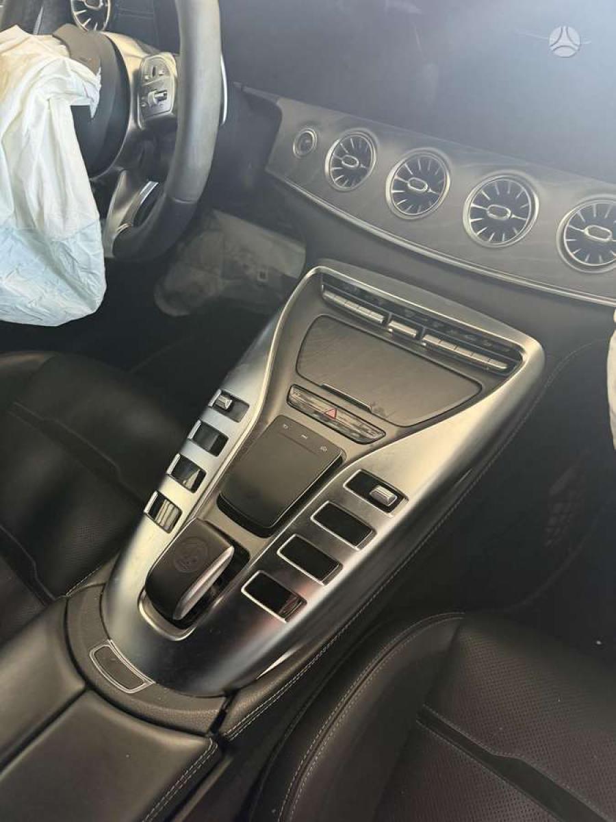 Grey Mercedes-Benz amg-gt 2019 in Marijampole, with an engine capacity of 3.00 L and mileage of 77 thousand km for 28350 €, photo 18 on AUTOMOTO.COM.LV