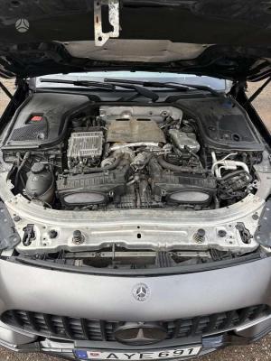 Grey Mercedes-Benz amg-gt 2019 in Kaunas, with an engine capacity of 3.98 L and mileage of 166 thousand km for 35500 €, photo 11 on AUTOMOTO.COM.LV