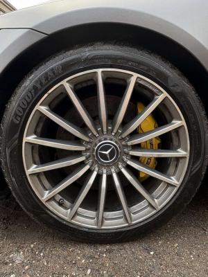 Grey Mercedes-Benz amg-gt 2019 in Kaunas, with an engine capacity of 3.98 L and mileage of 166 thousand km for 35500 €, photo 12 on AUTOMOTO.COM.LV