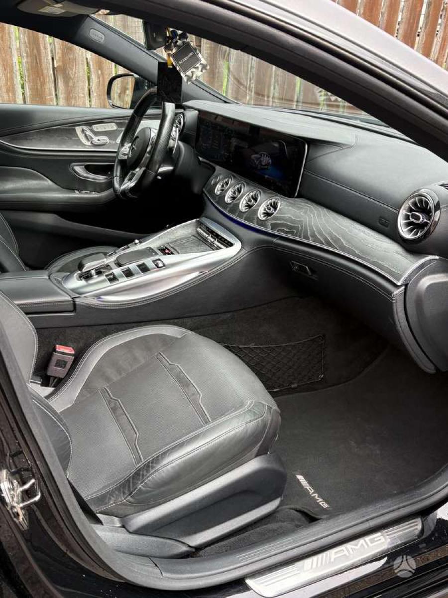 Grey Mercedes-Benz amg-gt 2019 in Kaunas, with an engine capacity of 3.98 L and mileage of 166 thousand km for 35500 €, photo 14 on AUTOMOTO.COM.LV