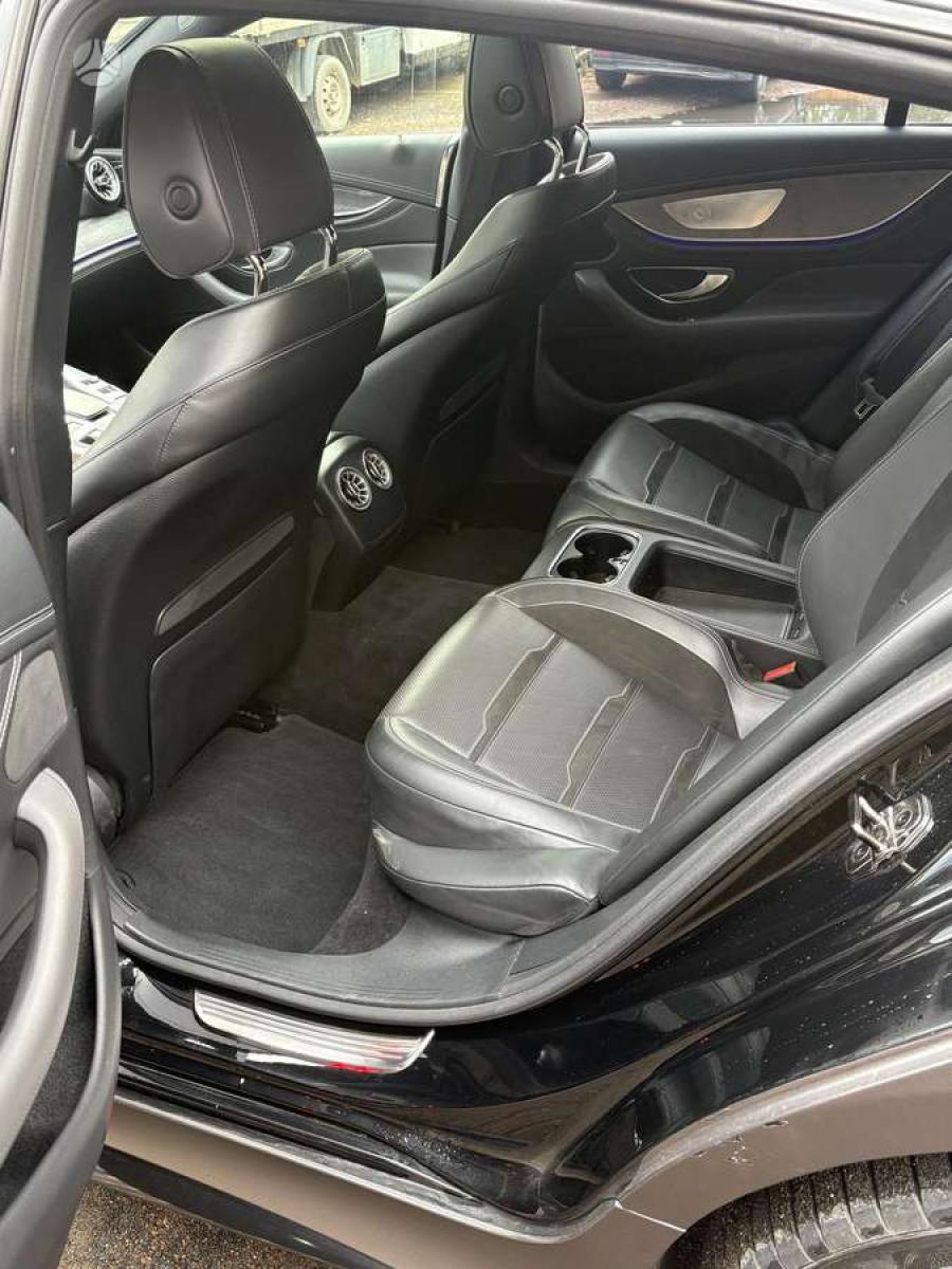 Grey Mercedes-Benz amg-gt 2019 in Kaunas, with an engine capacity of 3.98 L and mileage of 166 thousand km for 35500 €, photo 15 on AUTOMOTO.COM.LV