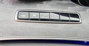Grey Mercedes-Benz amg-gt 2019 in Kaunas, with an engine capacity of 3.98 L and mileage of 166 thousand km for 35500 €, photo 21 on AUTOMOTO.COM.LV