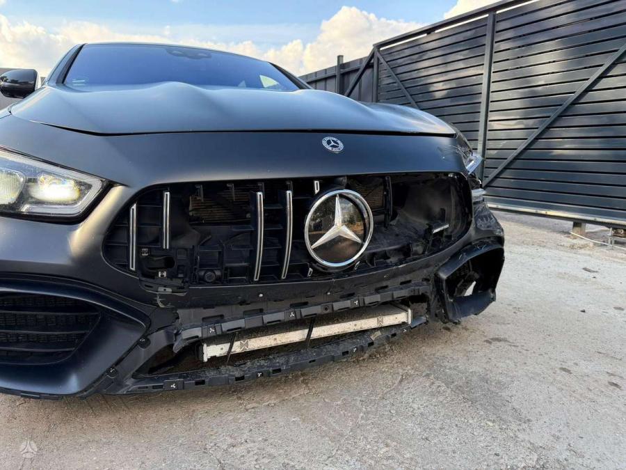 Pelēks Mercedes-Benz amg-gt 2021 Kauņa, ar dzinēja tilpumu 3.98 L un nobraukumu 99 tūkst. km par 48800 €, foto 6 vietnē AUTOMOTO.COM.LV