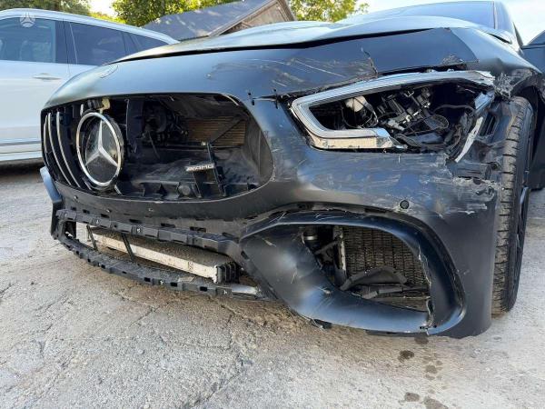 Mercedes-Benz amg-gt 2021 Kauņa vietnē Pelēks Mercedes-Benz amg-gt 2021 Kauņa, ar dzinēja tilpumu 3.98 L un nobraukumu 99 tūkst. km par 48800 €, foto 9 vietnē AUTOMOTO.COM.LV