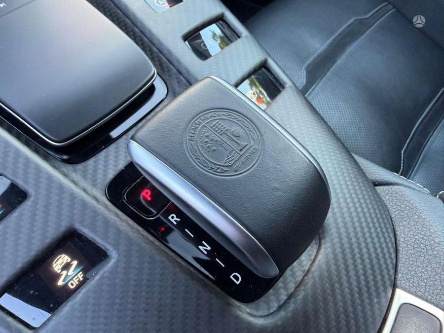 Pelēks Mercedes-Benz amg-gt 2021 Kauņa, ar dzinēja tilpumu 3.98 L un nobraukumu 99 tūkst. km par 48800 €, foto 30 vietnē AUTOMOTO.COM.LV