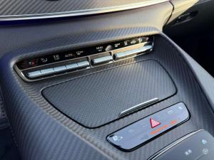 Pelēks Mercedes-Benz amg-gt 2021 Kauņa, ar dzinēja tilpumu 3.98 L un nobraukumu 99 tūkst. km par 48800 €, foto 31 vietnē AUTOMOTO.COM.LV