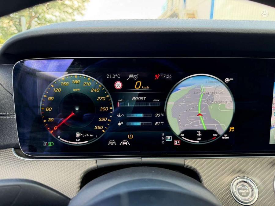 Pelēks Mercedes-Benz amg-gt 2021 Kauņa, ar dzinēja tilpumu 3.98 L un nobraukumu 99 tūkst. km par 48800 €, foto 46 vietnē AUTOMOTO.COM.LV