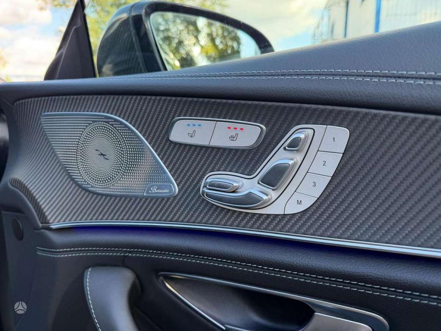 Pelēks Mercedes-Benz amg-gt 2021 Kauņa, ar dzinēja tilpumu 3.98 L un nobraukumu 99 tūkst. km par 48800 €, foto 51 vietnē AUTOMOTO.COM.LV