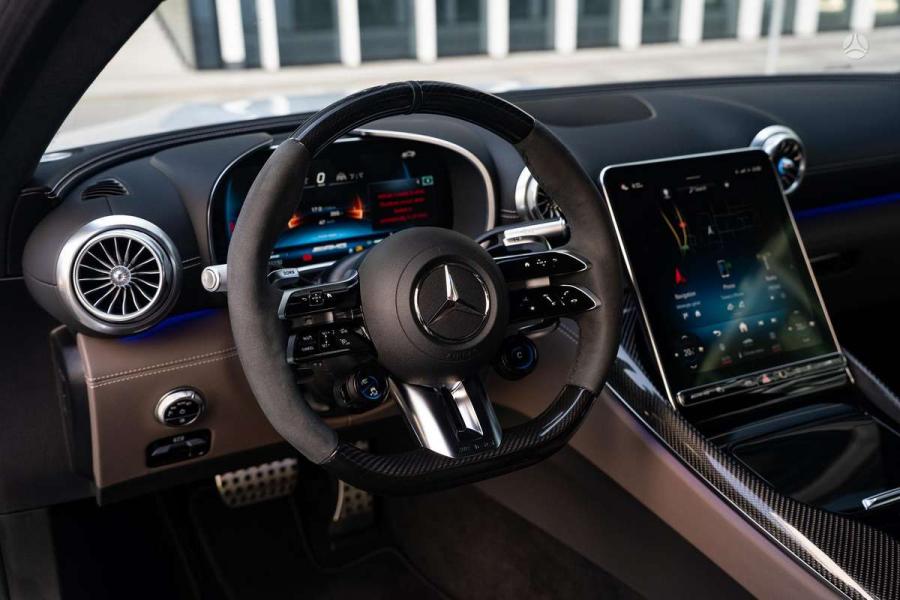 Grey Mercedes-Benz amg-gt 2024 in Vilnius, with an engine capacity of 3.98 L and mileage of 17 thousand km for 167900 €, photo 23 on AUTOMOTO.COM.LV