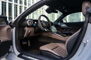 Grey Mercedes-Benz amg-gt 2024 in Vilnius, with an engine capacity of 3.98 L and mileage of 17 thousand km for 167900 €, photo 34 on AUTOMOTO.COM.LV